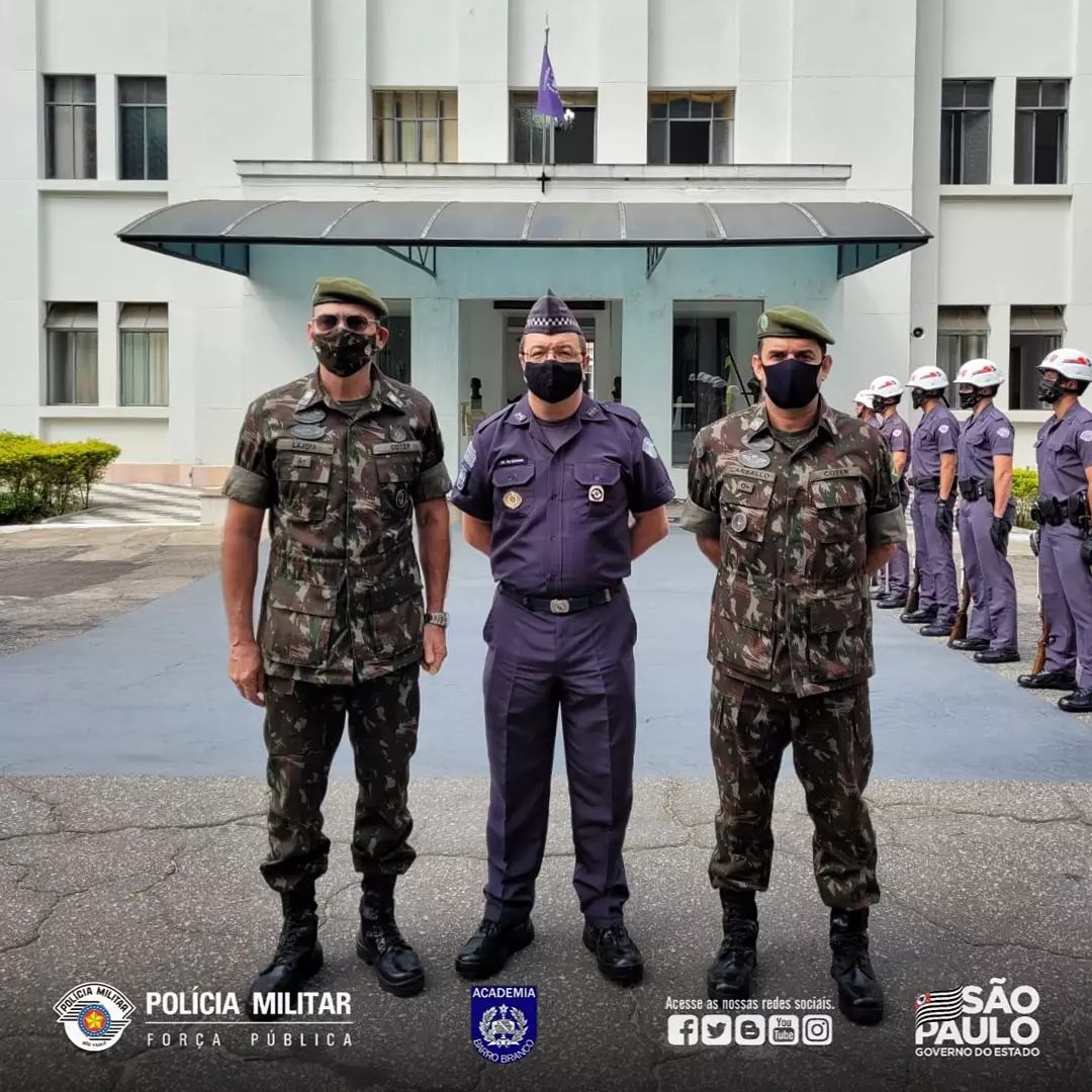 General Lajoia visita a Academia de Polícia Militar do Barro Branco ...